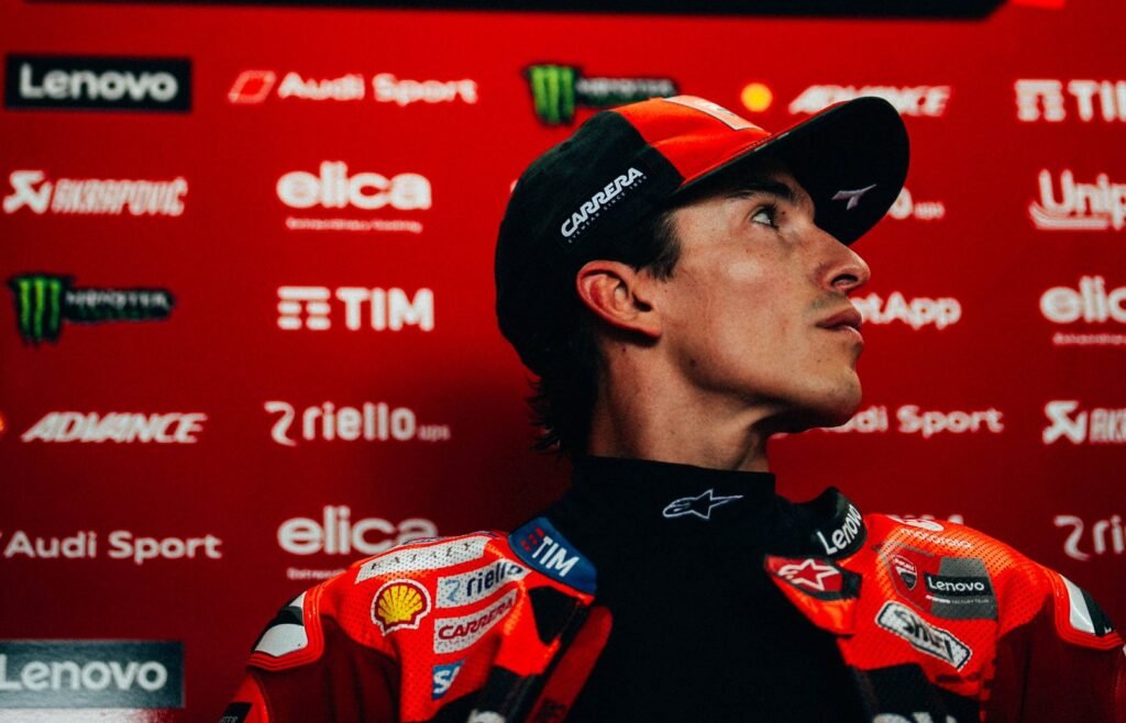 Marc Márquez se estrella y lo salvan: “Hoy me han salvado, he vuelto a ...